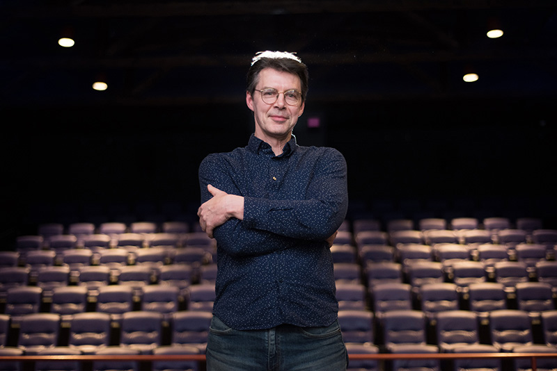 Bob Dutton dies before Zoom performance - The Martha's Vineyard Times