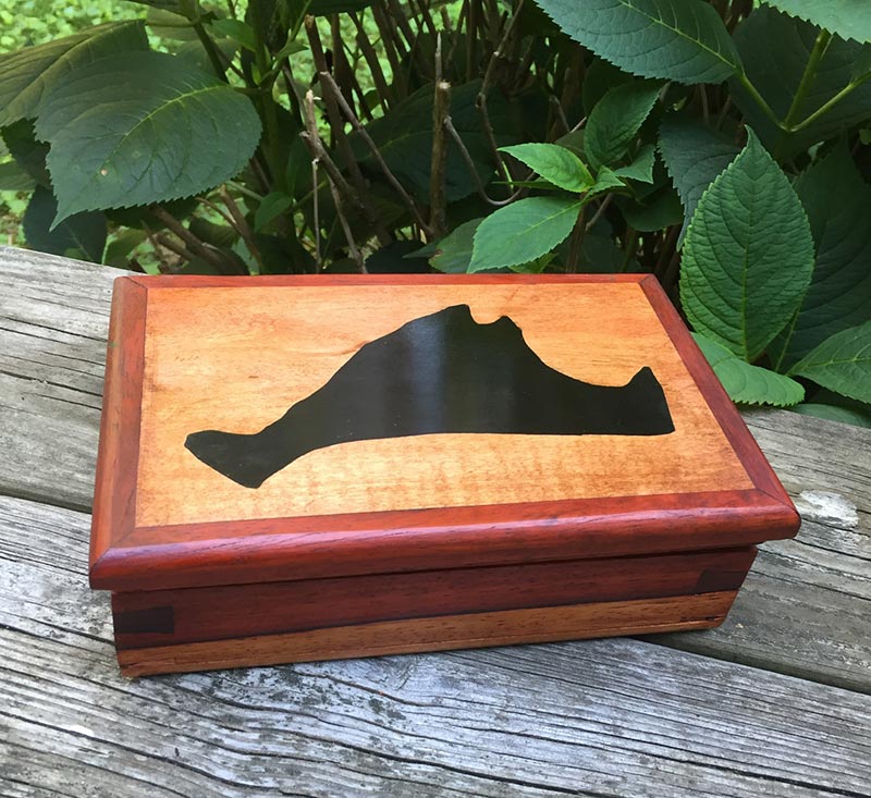vineyard-details-island-box - The Martha's Vineyard Times